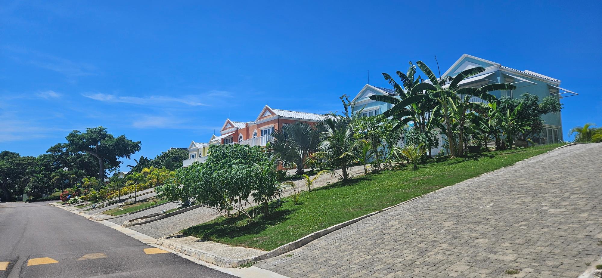 CLASS 'A' REAL ESTATE - Resort Apartment/Villa for Sale USD $750000 ...