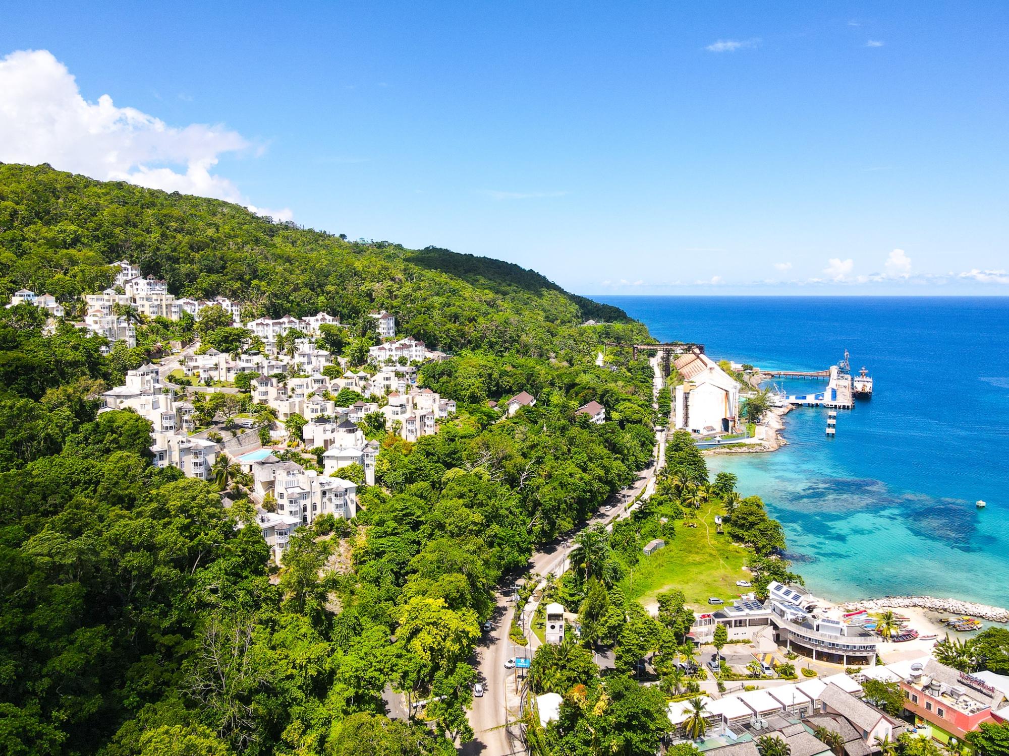 CLASS 'A' REAL ESTATE - Apartment for Sale JMD $39000000 - Ocho Rios in ...