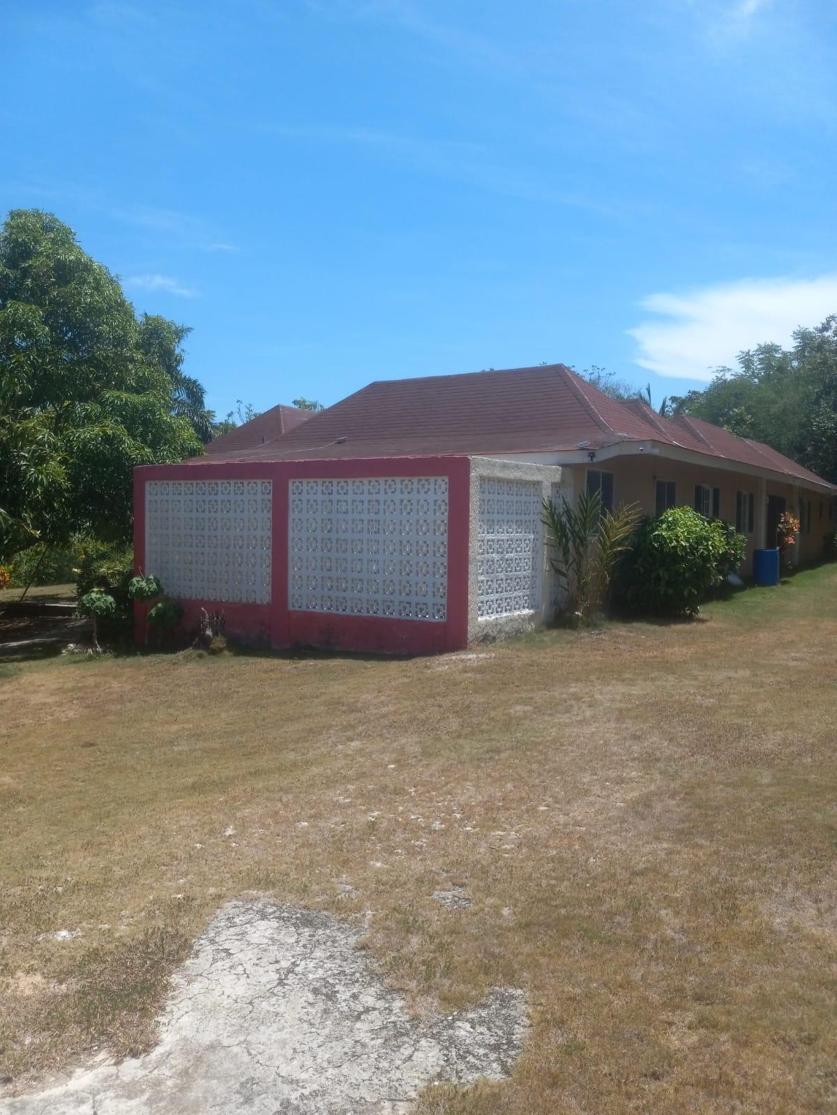 4 Bedroom House For Sale In St. James - Property Details